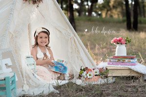 Emi's 4th Birthday Vintage Teepee Session | - Leslie Christine Photography | Dallas Newborn ...